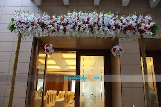 Places for birthday celebration in Dadar East | Birthday Party halls ...